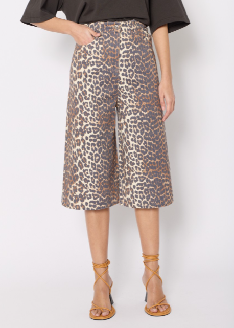 Berenice PBARBADOS Leopard Print Bermuda Shorts – Shop The Pink Door
